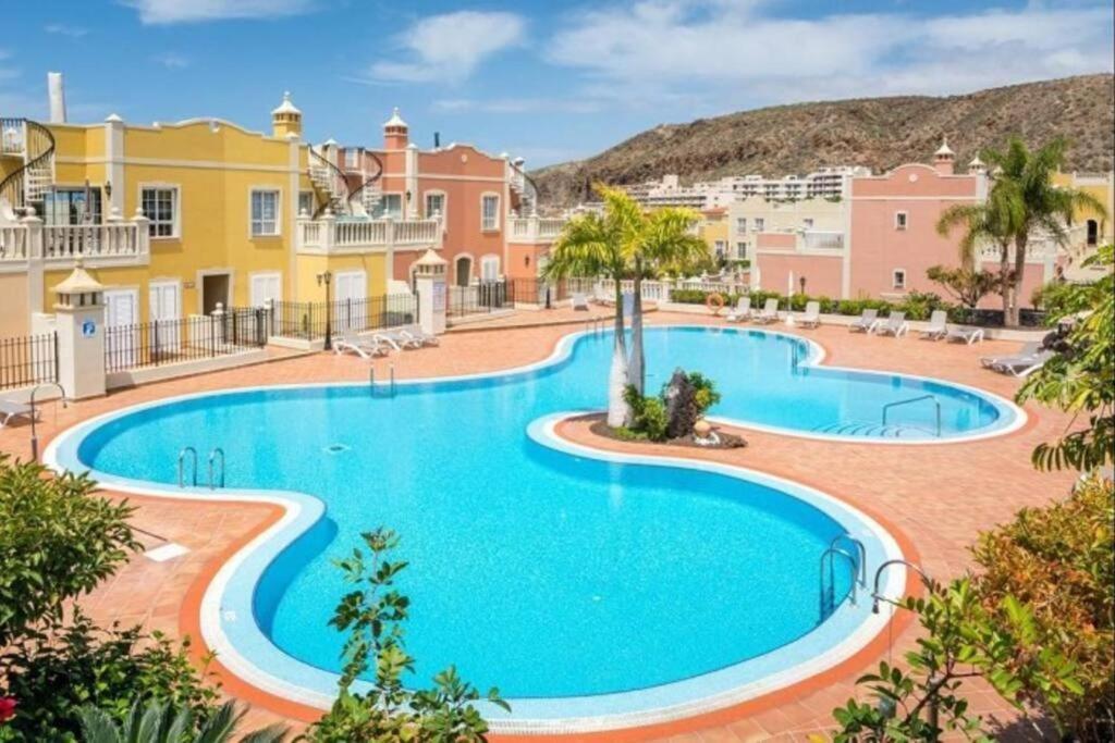 Enjoy 1 BR Palm Mar next to pool by Aqua Vista Tenerife, Palm-Mar ...
