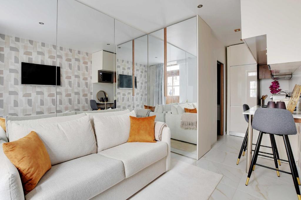 Charming studio - 2P - near Trocadero, Paris – Updated 2024 Prices