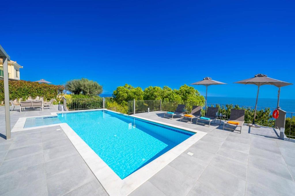 Villa Nikki Kefalonia by Villa Plus, Annináta (актуальные цены 2024 года)