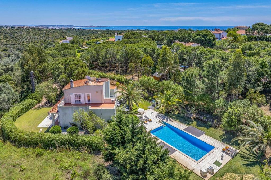 Villa Eucalipto by Villa Plus, Lagoa (updated prices 2026)