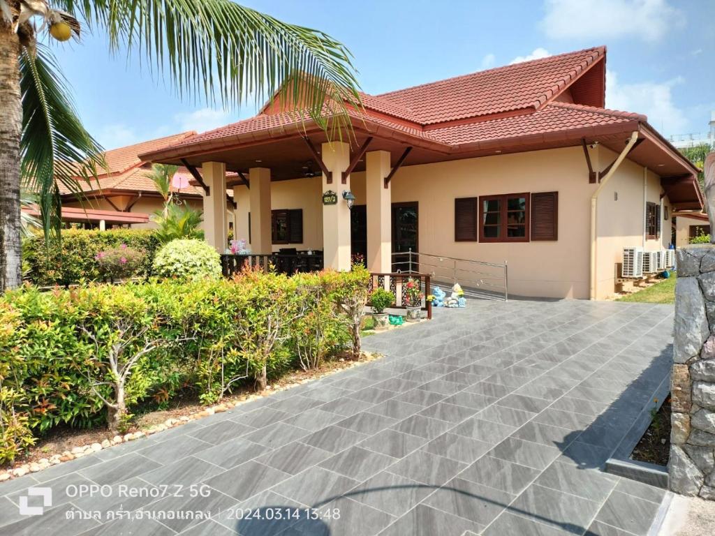 Nevala Thai villa, Ban Tha Fat (updated prices 2026)