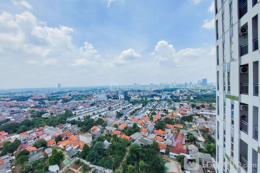 Nice Studio at 21th Floor Akasa Pure Living BSD Apartment By Travelio ...