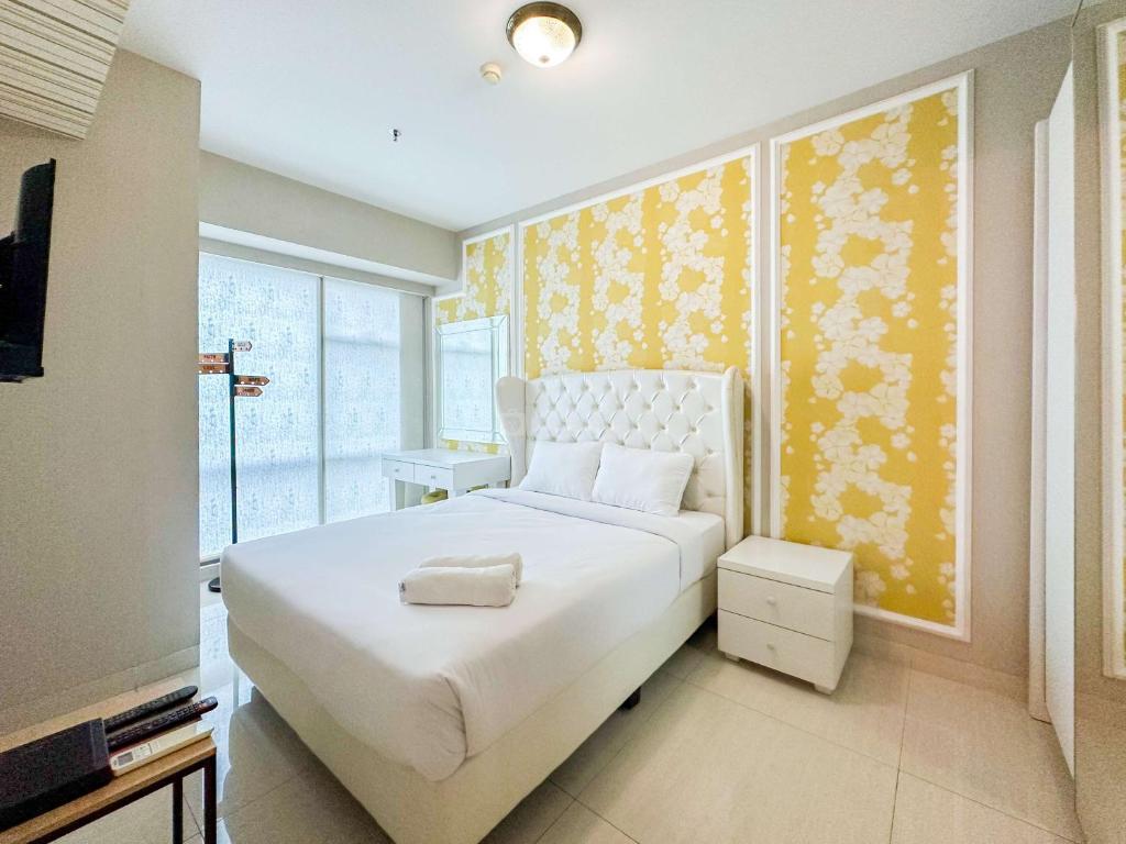 2BR with City and Pool View La Riz Supermall Mansion Apartment By ...