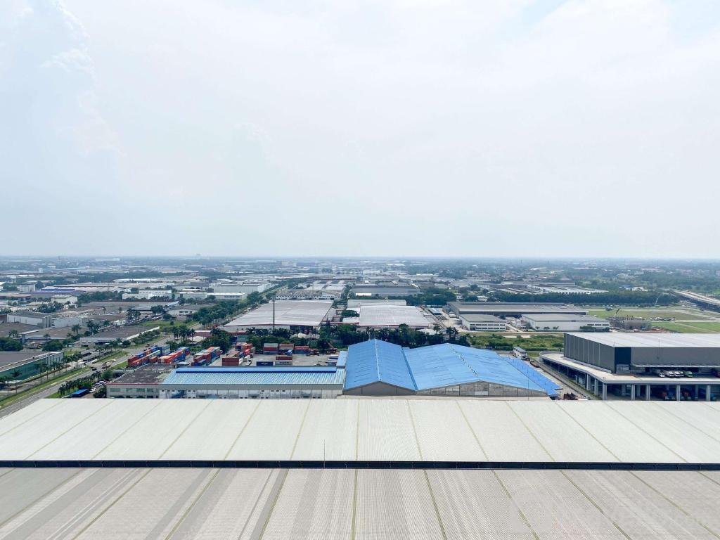 Modern Look and Warm Studio at Vasanta Innopark Apartment By Travelio ...