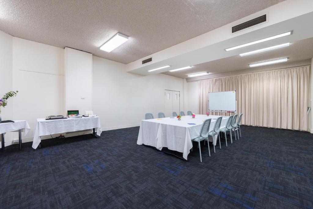 Comfort Inn & Suites Goodearth Perth, Perth (updated prices 2025)