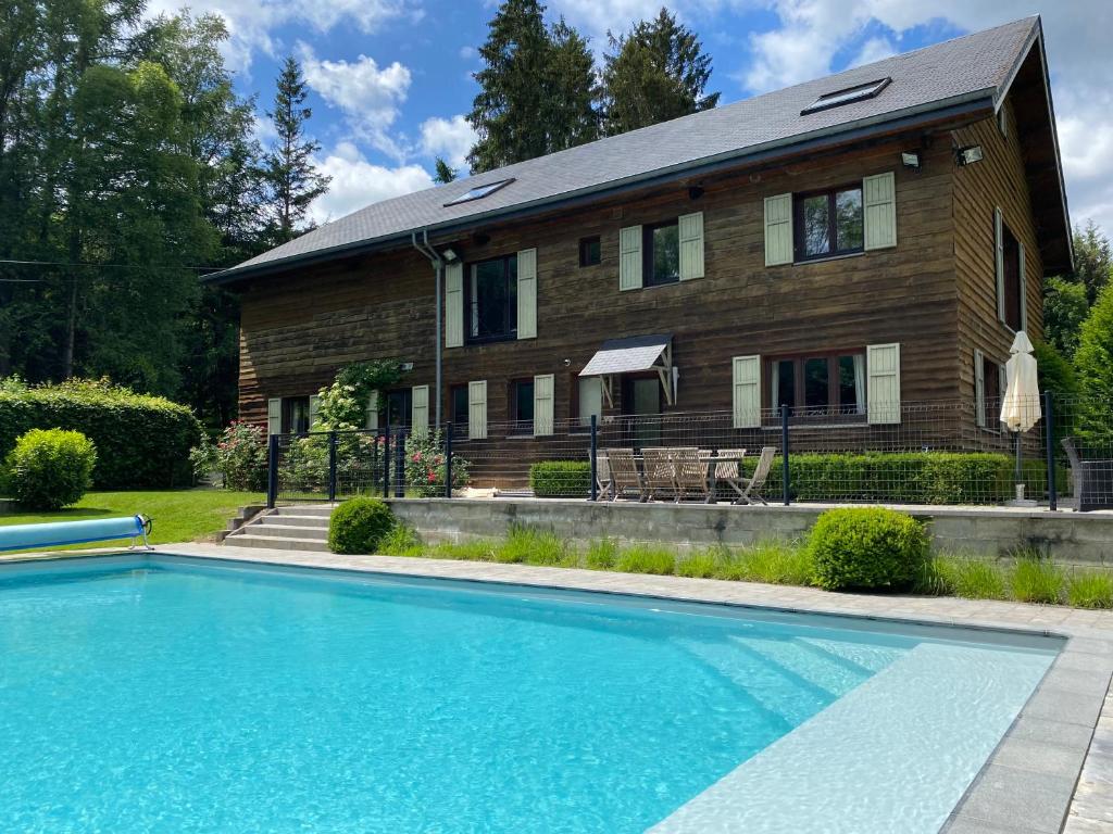 Les Iris - Gîte Tout Confort au Cœur de la Nature, Libin (updated ...