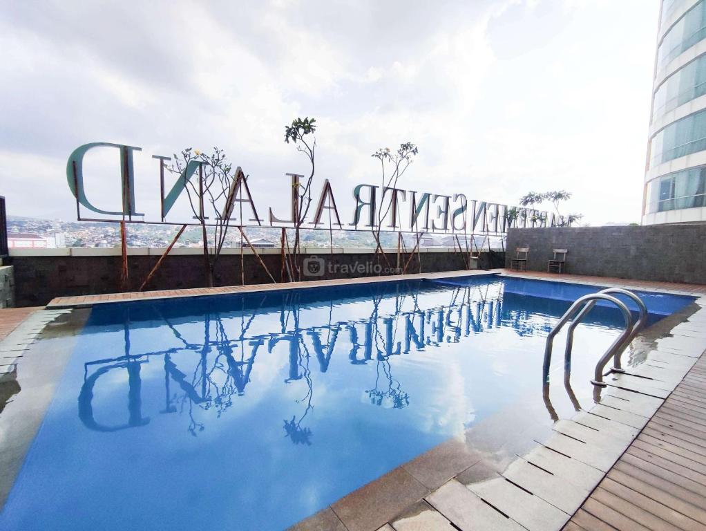 Cozy Living Studio (No Kitchen) at Sentraland Semarang Apartment By ...