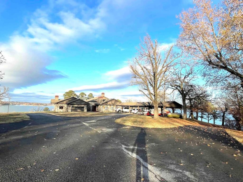 The Lodge at Stony Point, Jay (updated prices 2025)