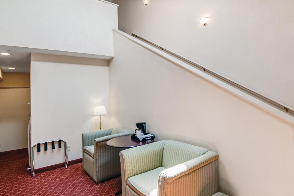 Americas Best Value Inn Torrington, CT, Torrington (updated prices 2025)
