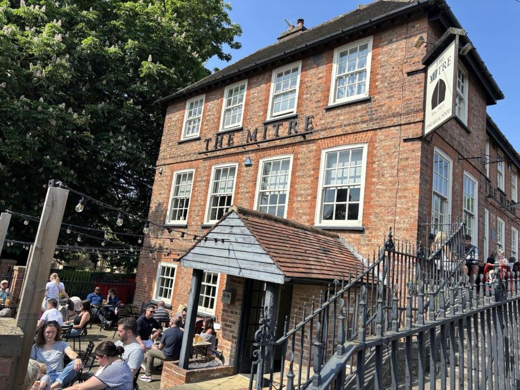 The Mitre Inn, Knaresborough (updated prices 2026)