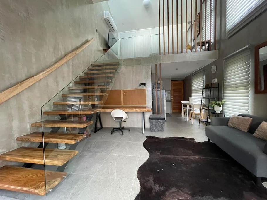 Cozy Romantic Loft with private Onsen, Amadeo (updated prices 2025)