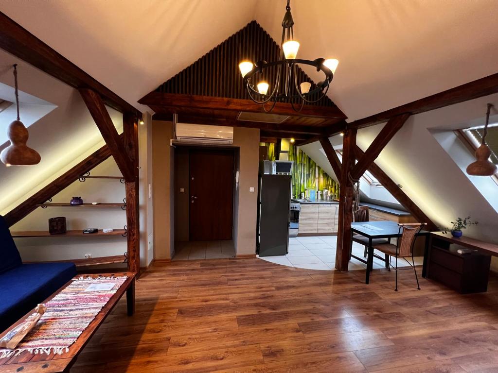 cozy attic, Opole (posodobljene cene za leto 2024)