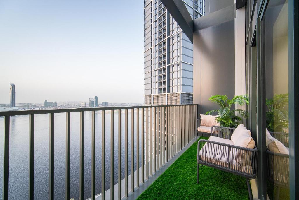 3-BDR with Maid Room High Floor Creek View, Dubaï (tarifs actualisés, 2025)
