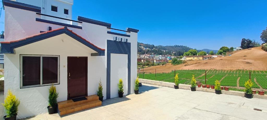 Mithra Cottages Ooty Individual Villa Breakfast Complementary, Campfire ...