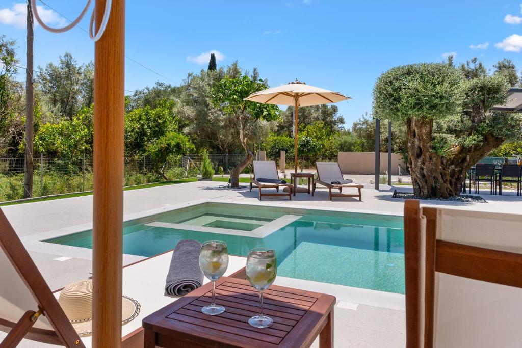 Luxury Waterfalls Villa Nidri Privet Pool Jaccuzi, Nydri (updated ...