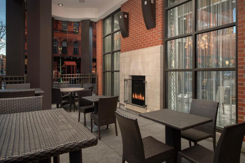 Courtyard by Marriott Syracuse Downtown at Armory Square, Syracuse ...