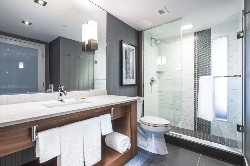 Delta Hotels by Marriott Waterloo, Waterloo (updated prices 2025)