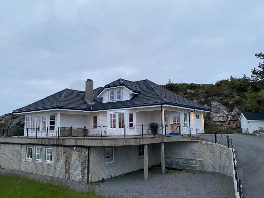 Eide, Eide (updated prices 2025)