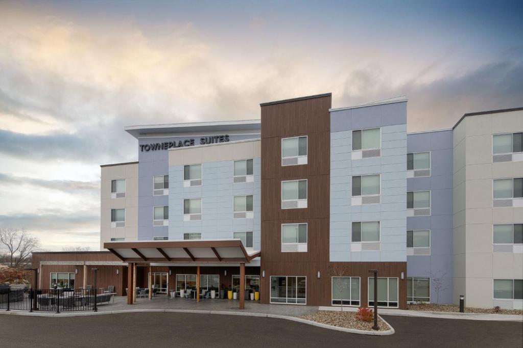 TownePlace Suites by Marriott New Philadelphia, New Philadelphia ...