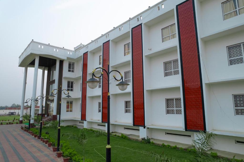 Raj Vilas Hotel & Resort, Mahārājganj (updated prices 2025)