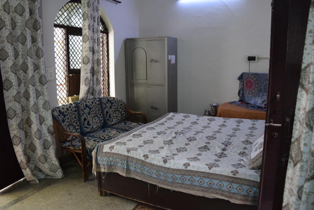 3Thirteen Homestay, Mathura (updated prices 2025)