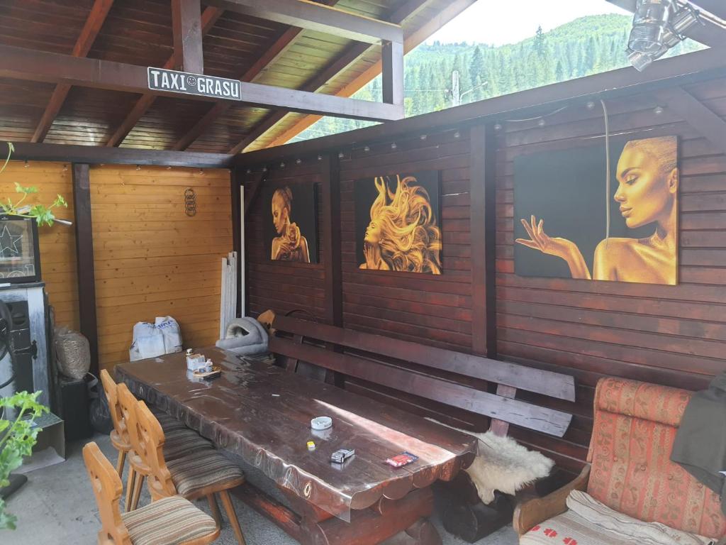 La Grasu', Dodeni (updated prices 2025)