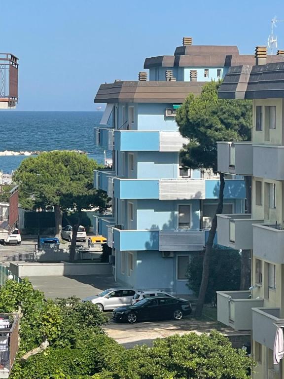 Appartamento in riva al mare, Lido Adriano (preços atualizados para 2024)