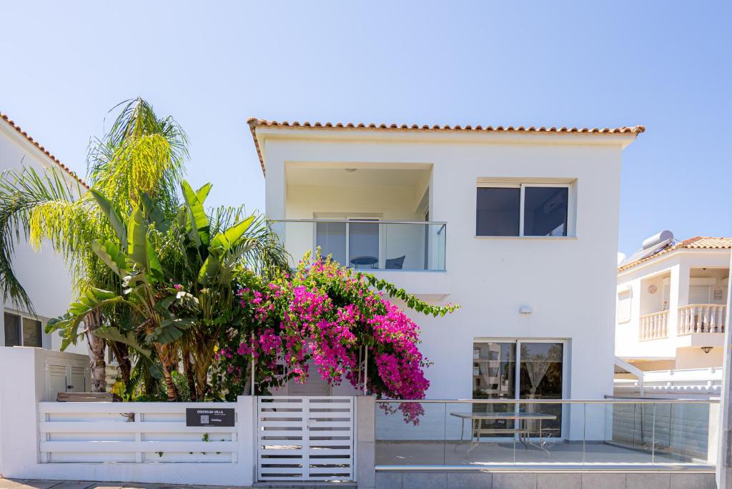 Hubstay - Etherium Villa Protaras - 5 min walk to the beach, Protaras ...