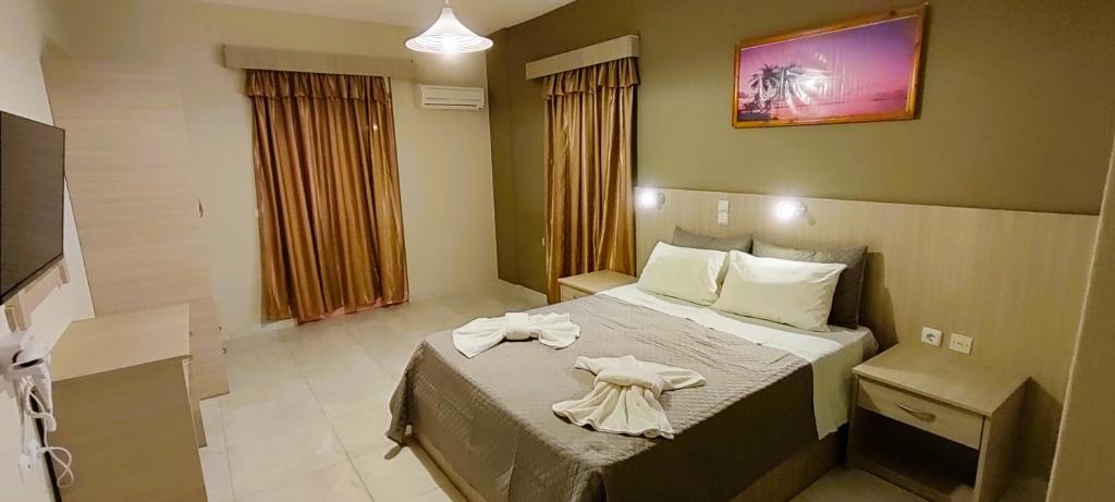 Anaxos Alex, Anaxos (updated prices 2026)