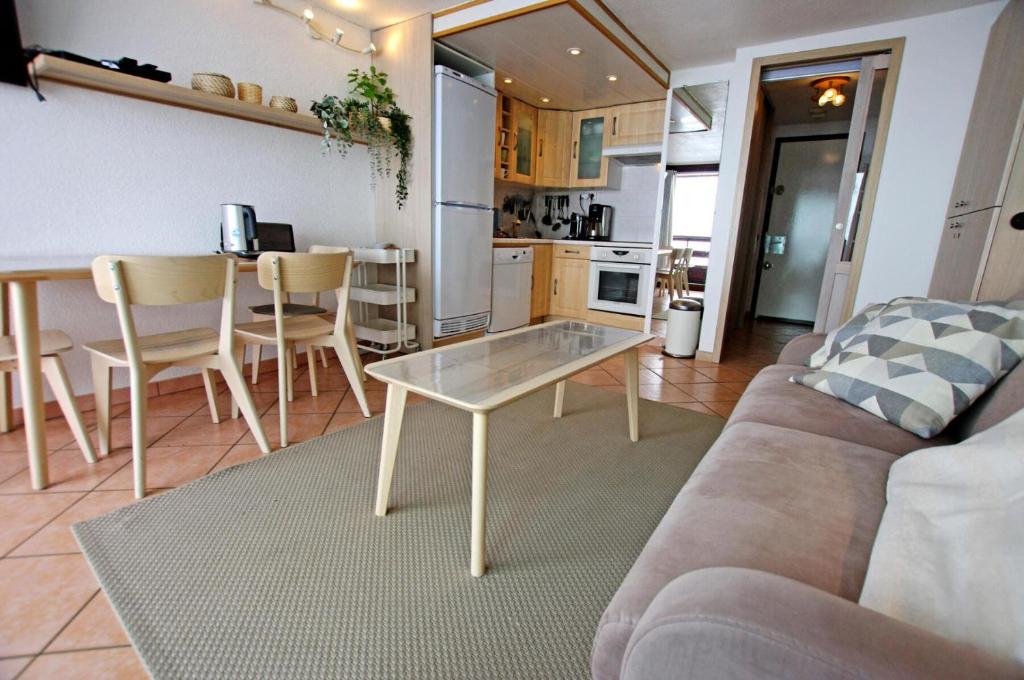 Résidence Palafour - Studio pour 4 Personnes 75, Tignes (updated prices ...