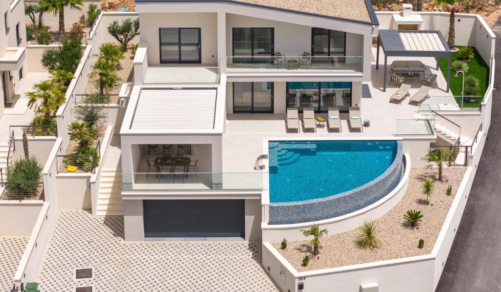 NEW Seaview Villa Libero with spa zone, pool, billiard, Podstrana ...