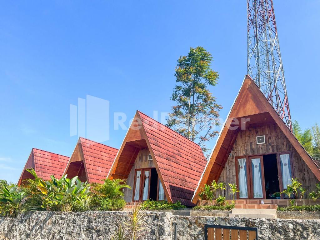 Glamping Pengilon Edupark Mitra RedDoorz, Temanggung (updated prices 2026)