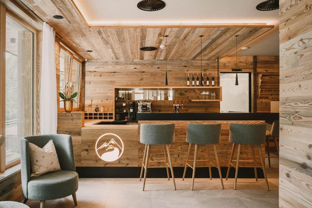 Stubaier Höhenweg Zimmer, Neustift im Stubaital – Precios 2024 actualizados