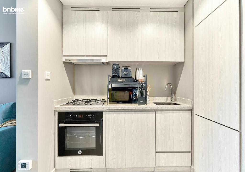 bnbmehomes - Damac Zada Tower, Dubai (updated prices 2025)