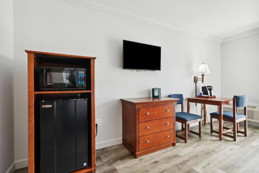 Seahorse Oceanfront Inn, Neptune Beach (updated prices 2025)