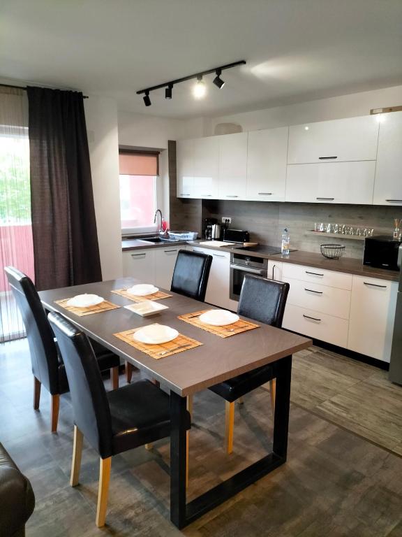 Lotus Central 2, Oradea (updated prices 2026)