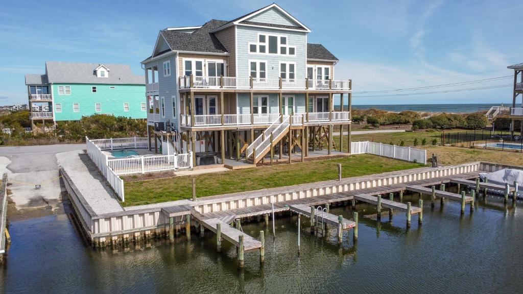 Nautical Pointe, North Topsail Beach (updated prices 2025)
