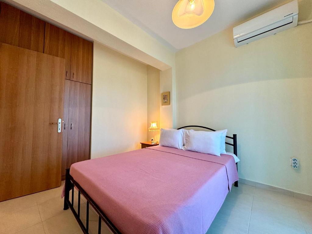 Heliophilia 3-bdrm Maisonette in Nea Fokea, Nea Fokea (preços ...