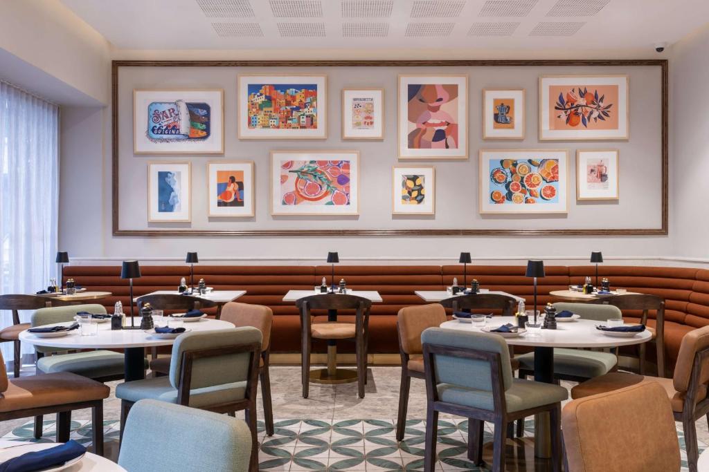 Radisson Hotel Cape Town Foreshore, Cape Town (updated prices 2025)