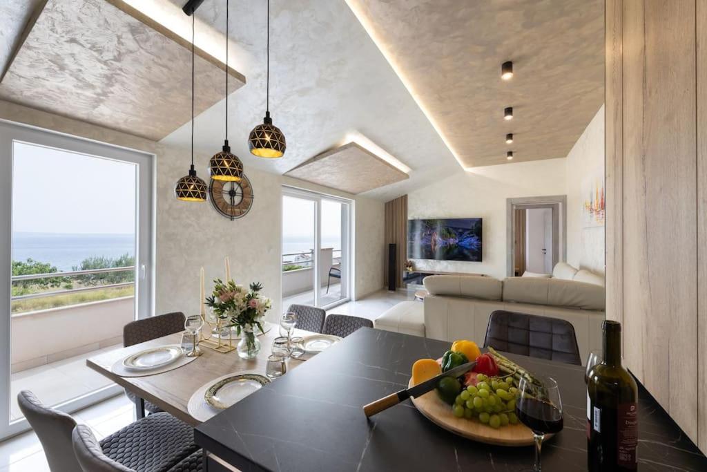 La' Ena - New modern apartment- beautiful sea view, Podstrana (precios ...