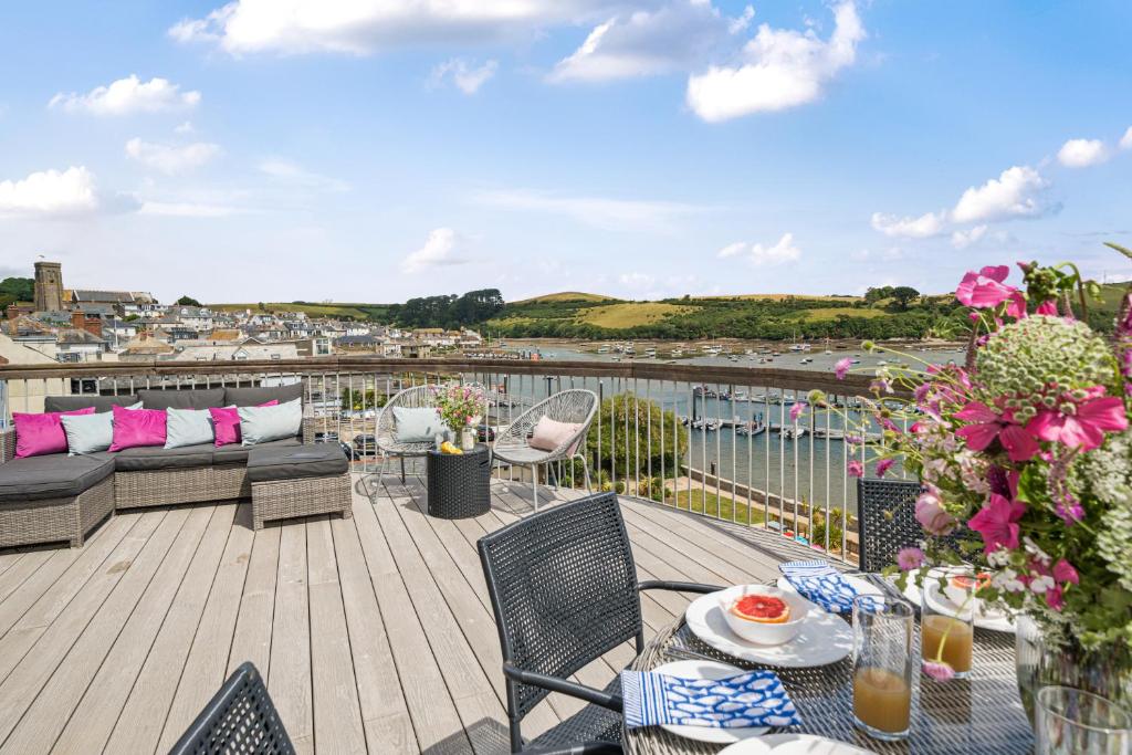 N° 31 The Salcombe, Salcombe (updated prices 2025)