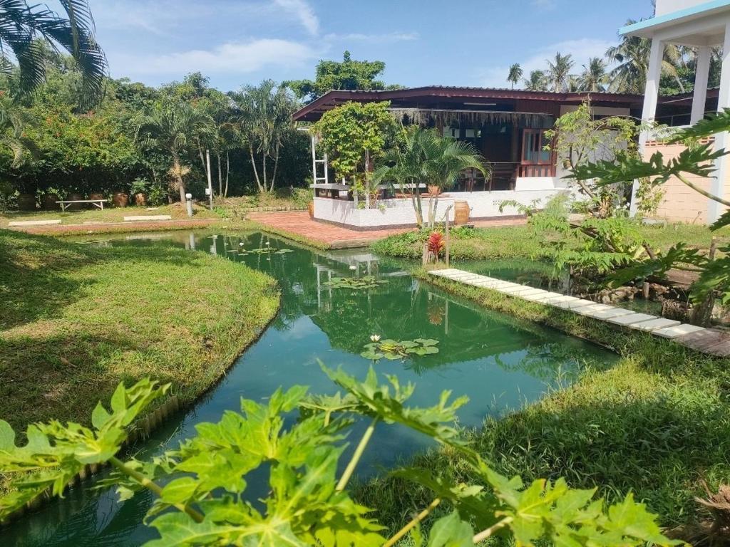 Botanical House No8, Bang Khun Thian (updated prices 2026)