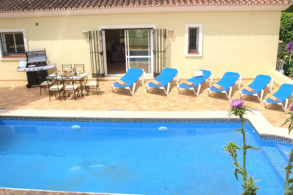 Lovely modern villa private pool close to Estepona, Estepona (precios actualizados 2025)
