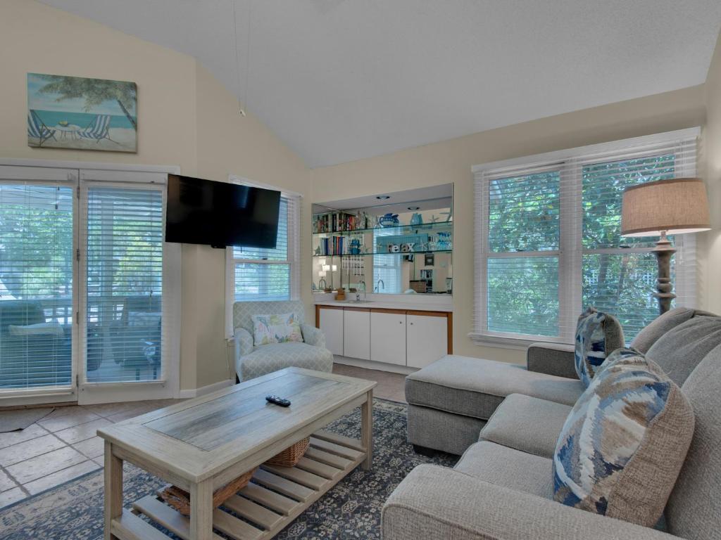 Hidden Dunes Cottage 213 by Newman-Dailey, Destin (updated prices 2024)