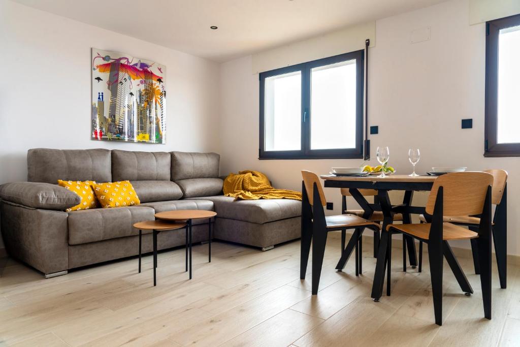 Maijo Burela Playa, Burela de Cabo (updated prices 2025)