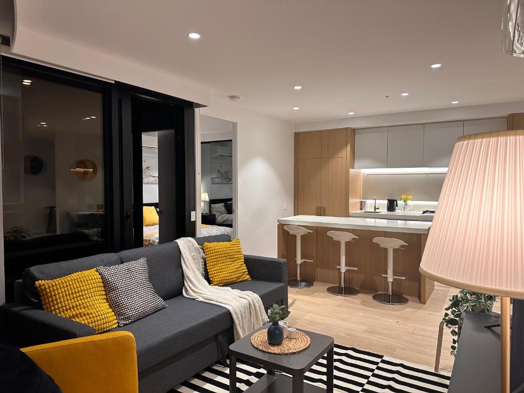 Sky One Serenity, Box Hill (updated prices 2026)