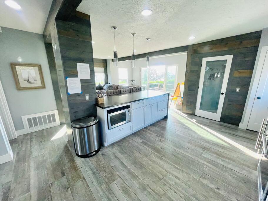 Astoria Luxury, Astoria, Oregon (updated prices 2025)