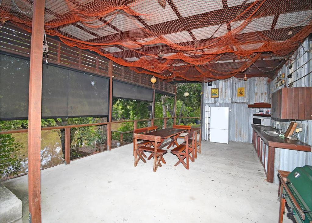 Rivershack - Riverfront - Fisherman's Delight - 5BR, Buxton (updated ...