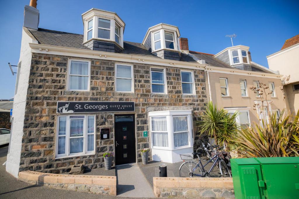 St Georges, St. Peter Port (updated prices 2025)