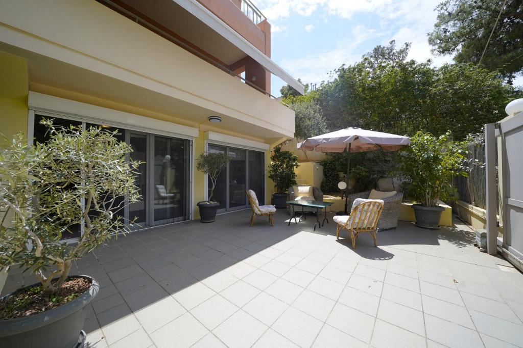 Aiolos apartment, Athens (updated prices 2025)